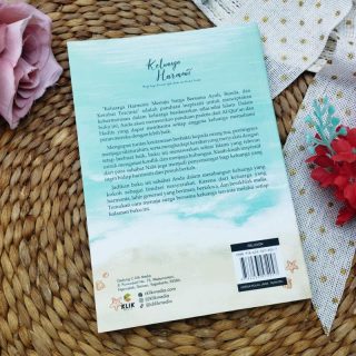 Buku Keluarga Harmoni Menuju Surga Bersama Ayah Bunda Dan Kerabat ...